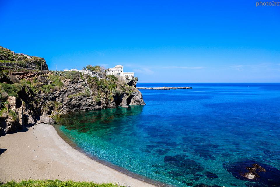 Passer le 2e jour de l’Aid El Fitr à la plage, une nouvelle tradition ...
