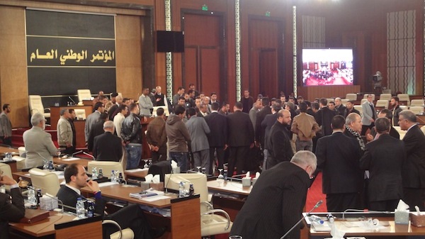 Libye : Omar Al-Hassi chargé de former un "gouvernement de salut ...