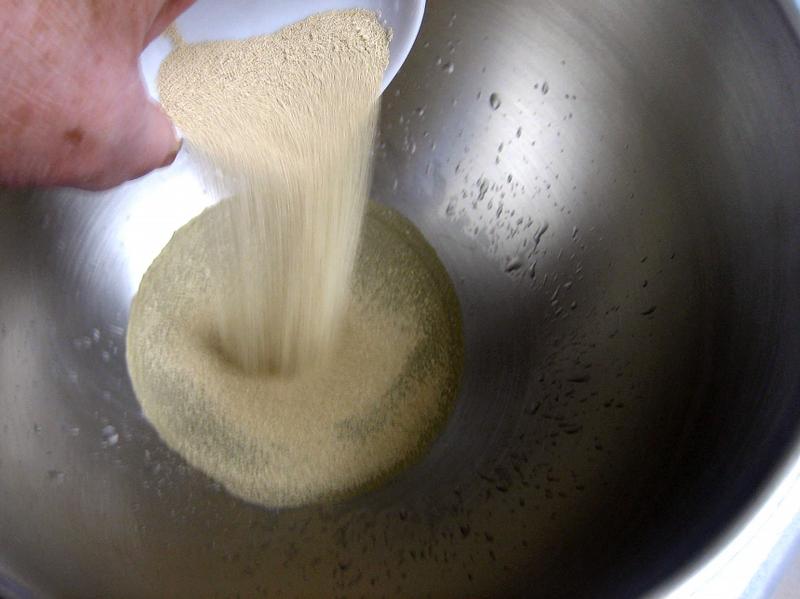 Bouchouareb : une nouvelle usine de la fabrication de levure à Jijel ...