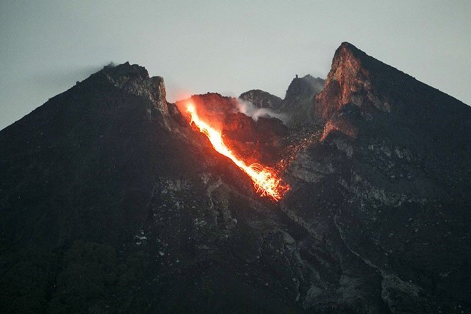 Indonésie : le volcan Merapi en éruption | Radio Algérienne
