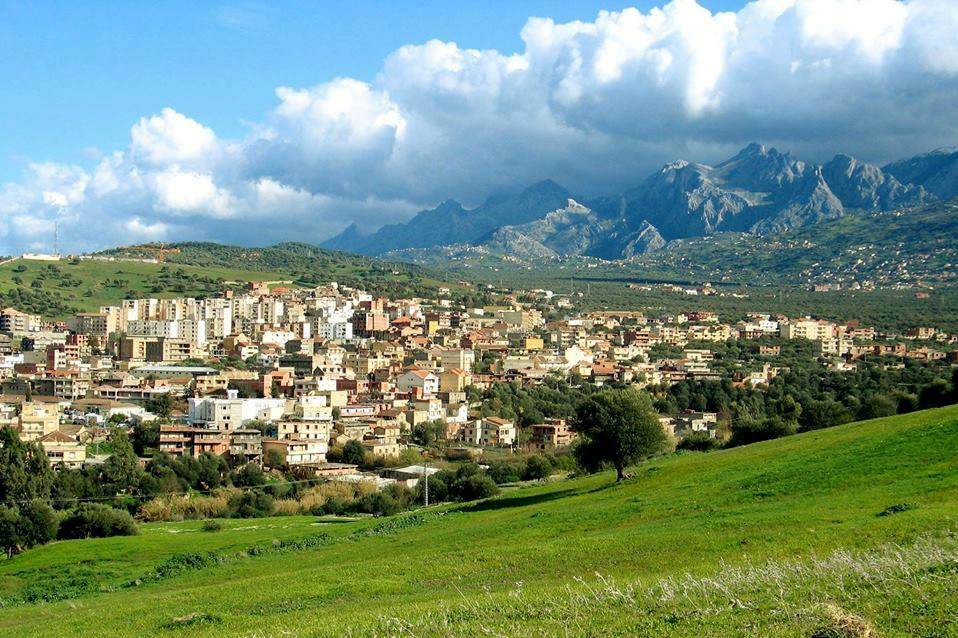 Covid-19 : confinement total de la daïra de Boghni et fermeture du ...