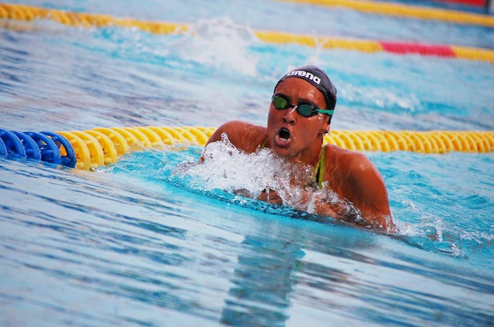 200m 4N : Rania Nefsi améliore son record national | Radio Algérienne