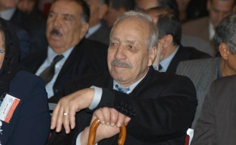 Le Président Bouteflika décerne la médaille de l'Ordre du mérite ...